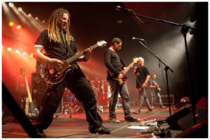 Kult: The Iconic Polish Rock Band That Defied the System – POLSKA KULTURA